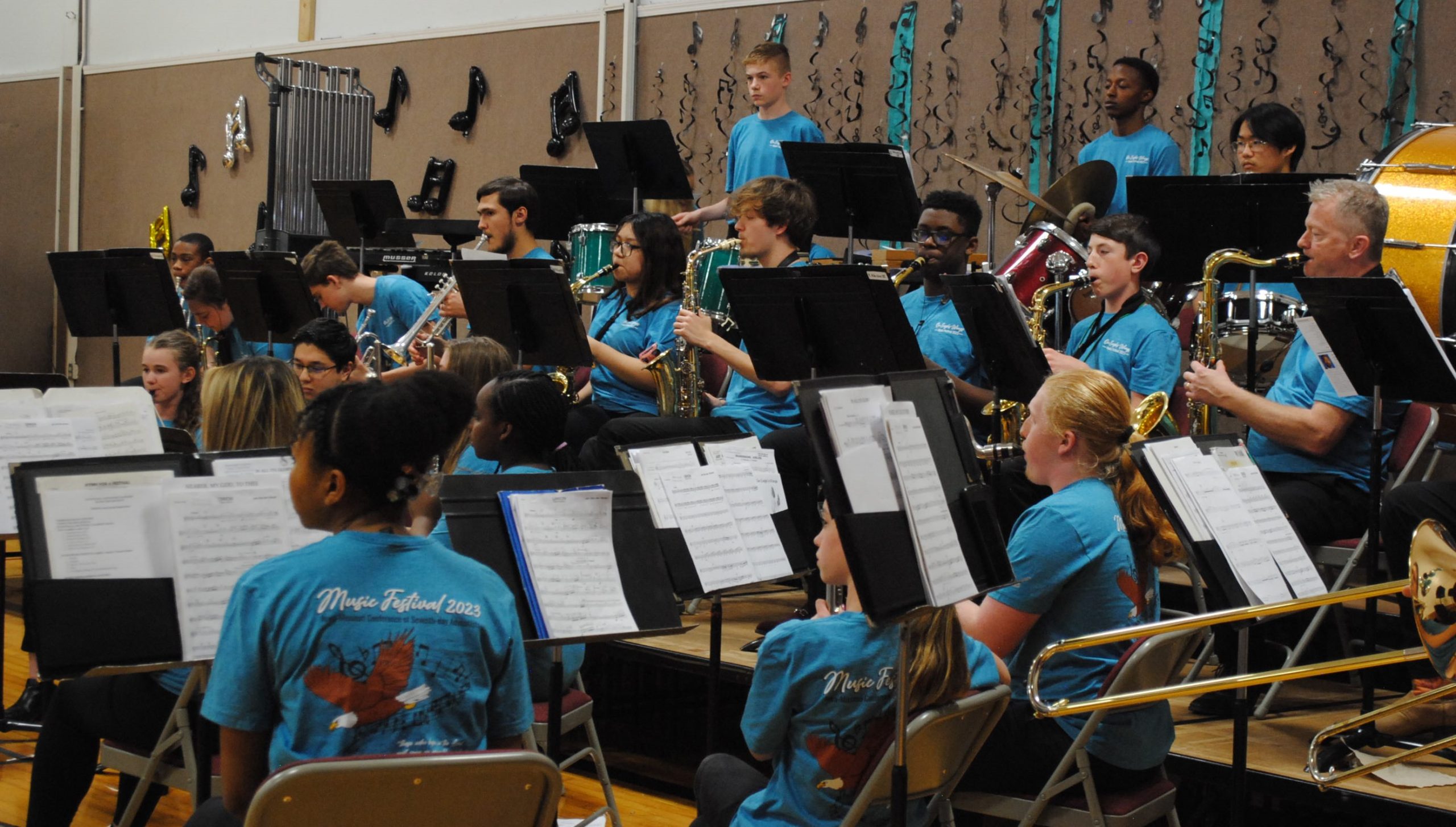 Elementary School Festival Celebrates Music and Art | OUTLOOK magazine