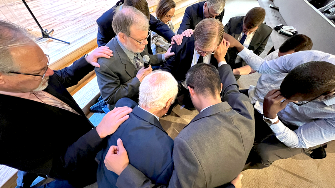 NATHANIEL GAMBLE ORDained AT LITTLETON CHURCH | OUTLOOK magazine