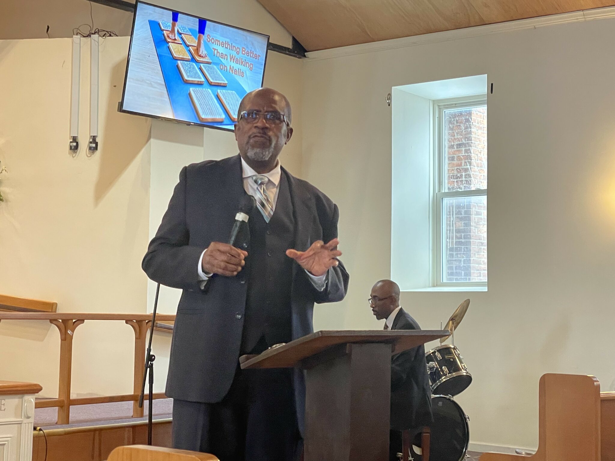 Two Experienced Pastors Return to “the Battlefield” | OUTLOOK magazine